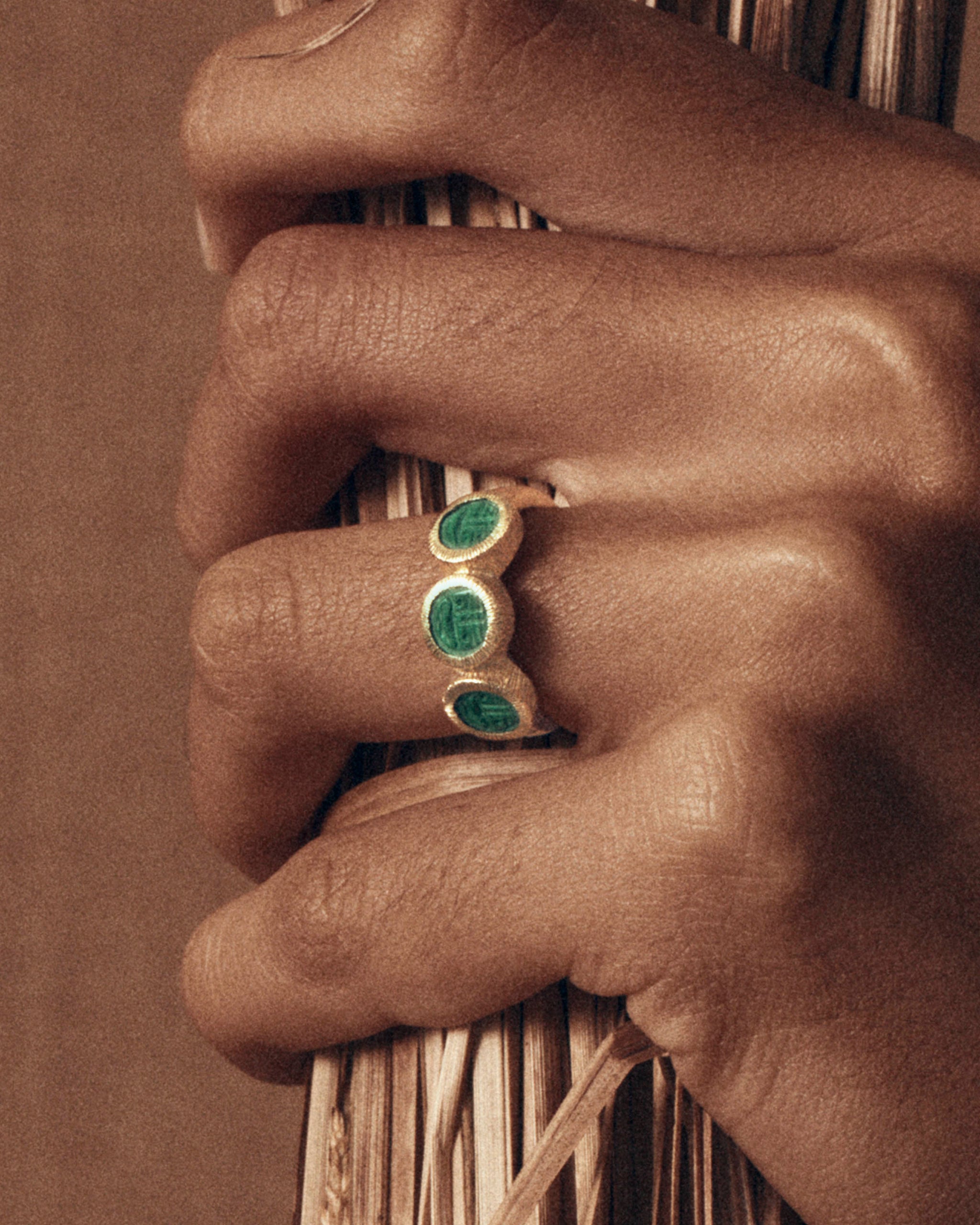 Vis A Vis Ring 9ct | Lucy Folk