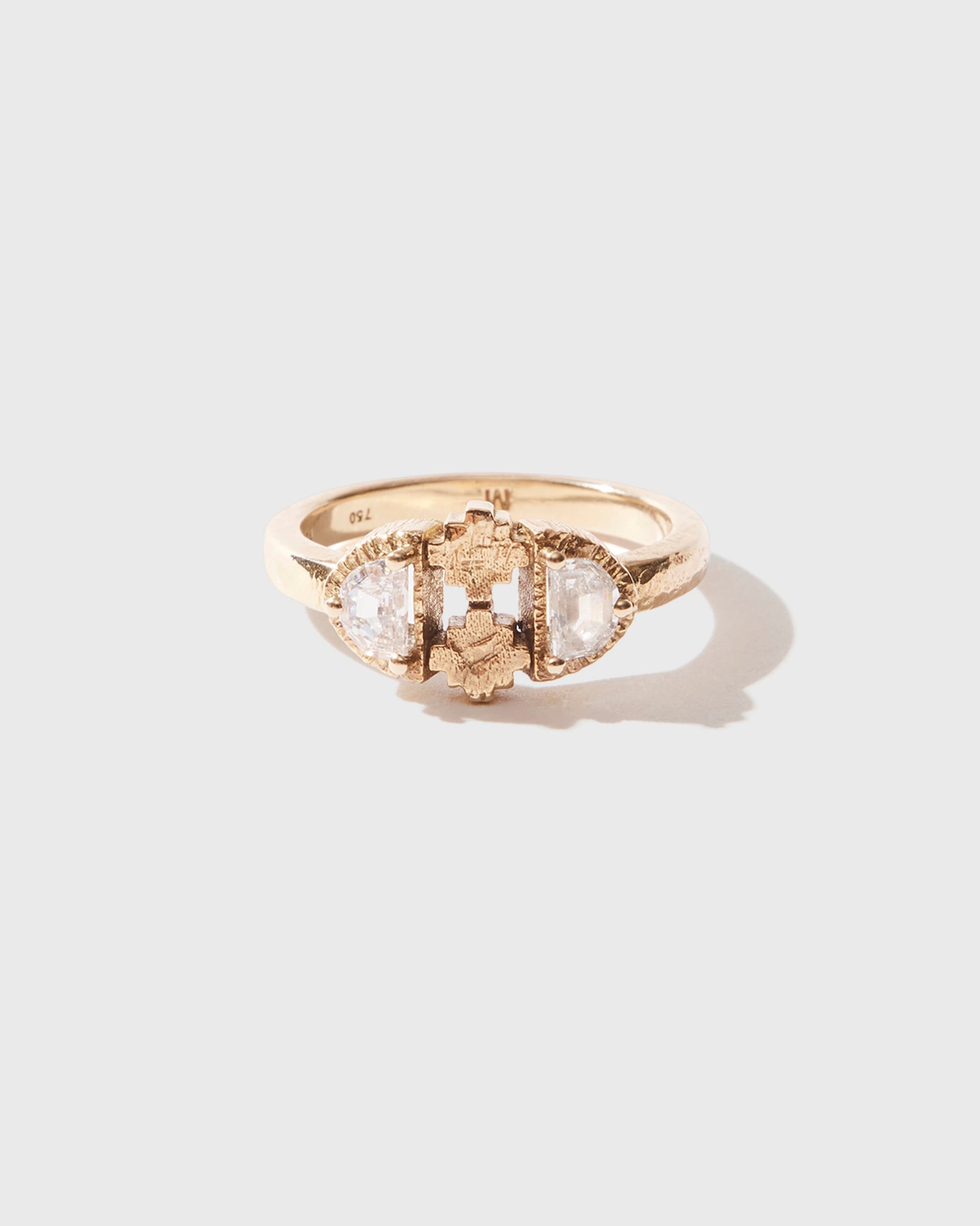 Luna Ring 18ct Diamond Ring | Lucy Folk